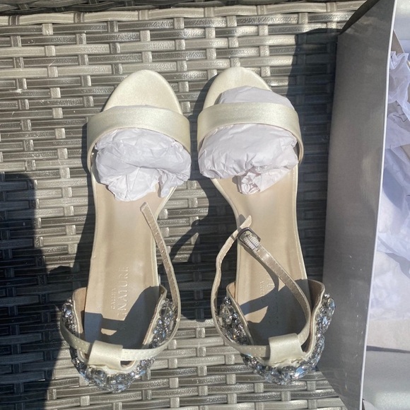 David's Bridal | Shoes | Galina Signature Davids Bridal Wedding ...